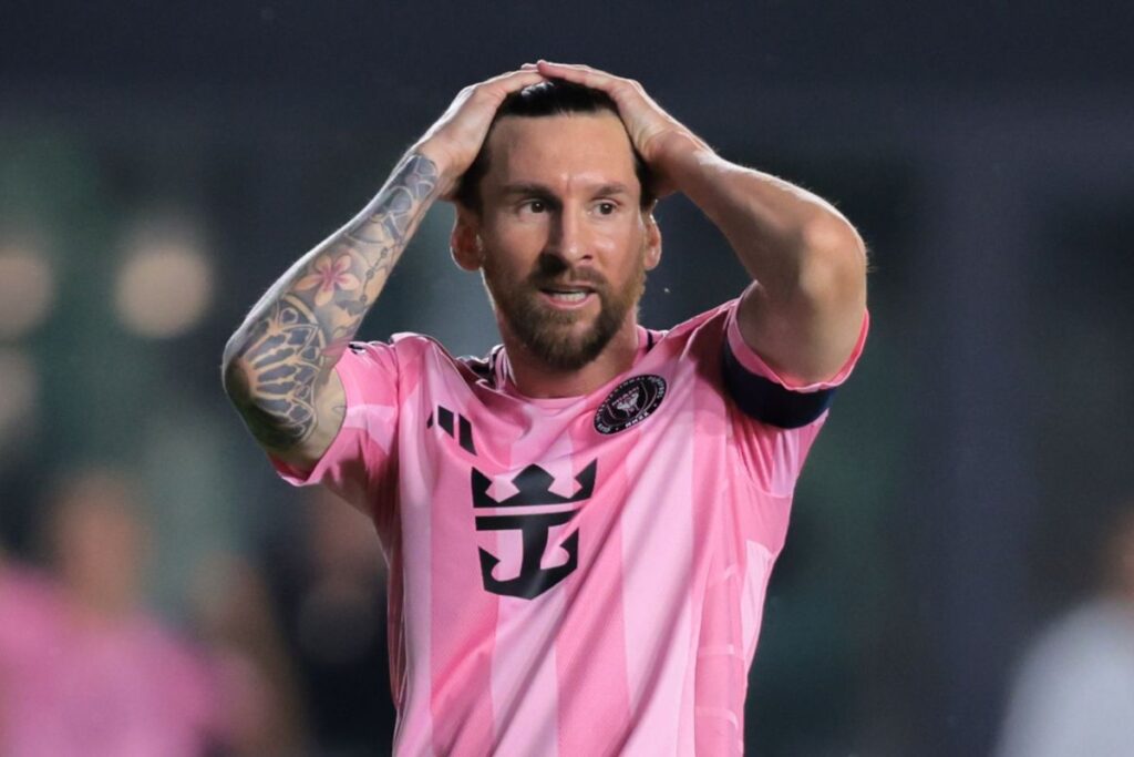 Enquanto Vini Jr recebe 40 milhões no Real, salário de Messi no Miami ...