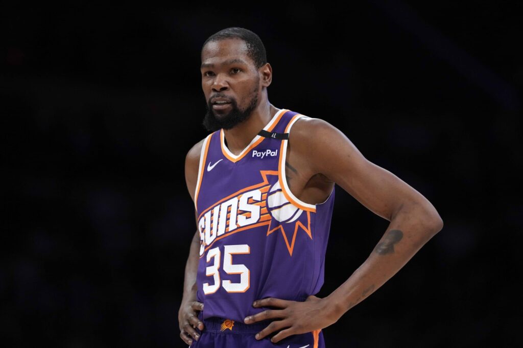 Kevin Durant não quer nem saber e faz acusação contra ex-GM dos ...